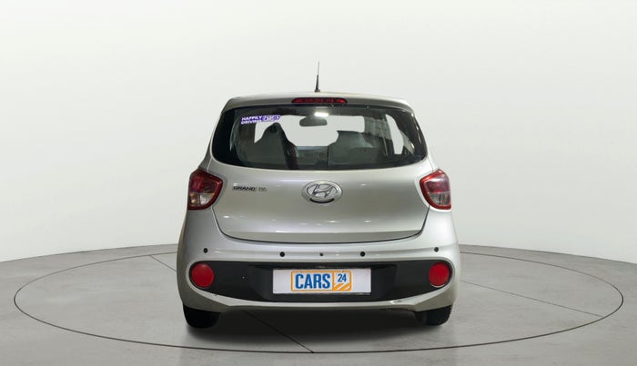 Used 2018 Hyundai Grand i10 MAGNA 1.2 KAPPA VTVT Manual in Kolkata ...